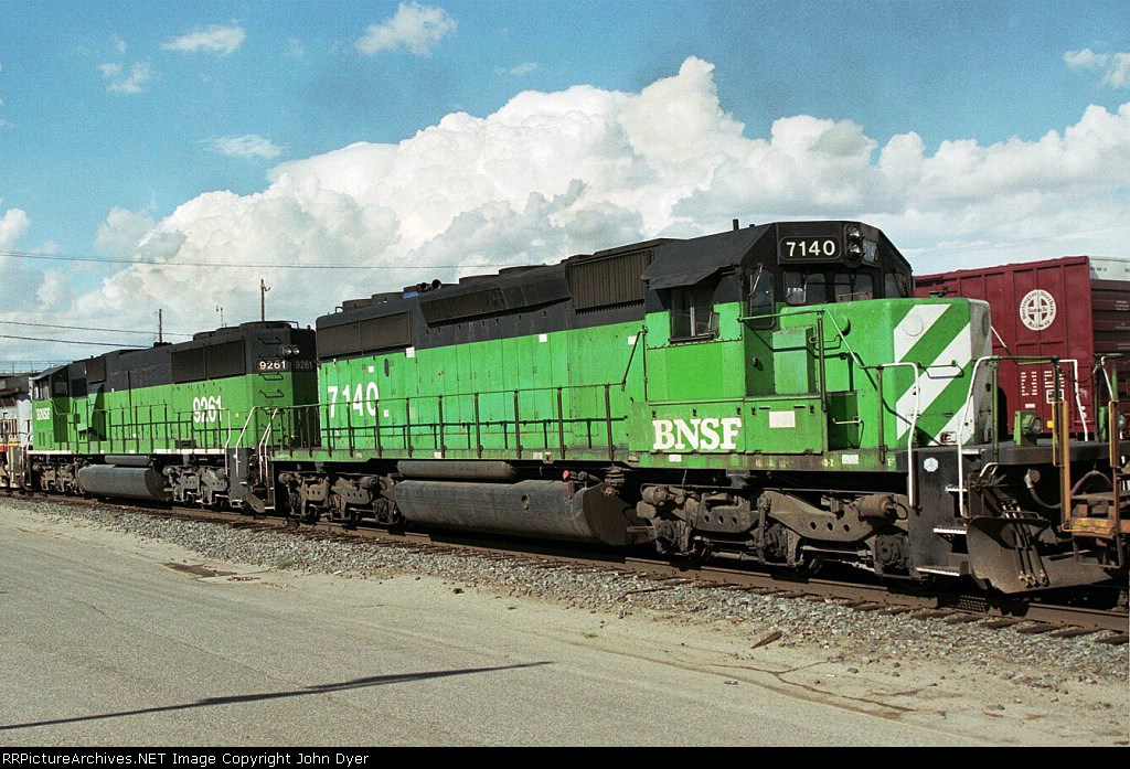 BNSF 7140